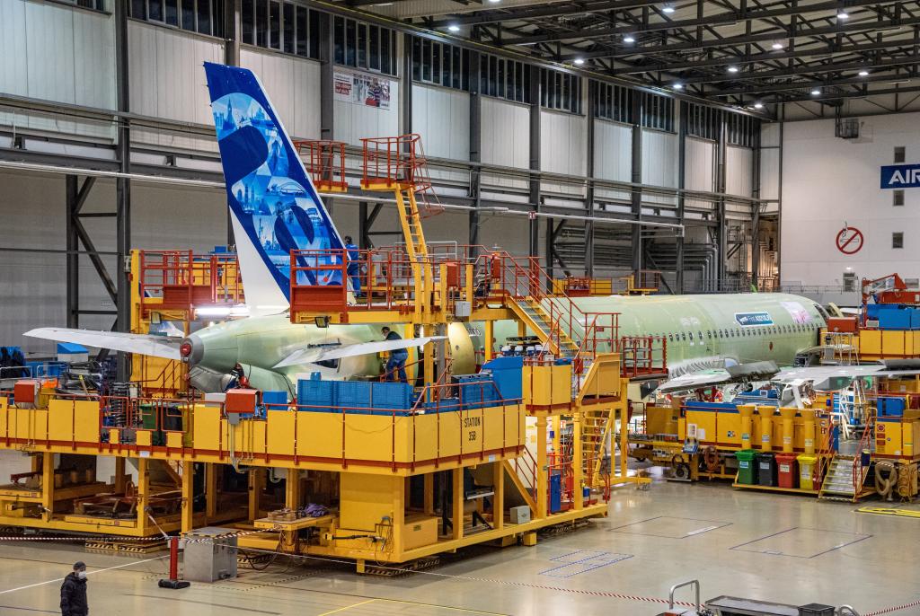 Airbus off to a mixed start in 2023 – bumper order, but low delivery ...