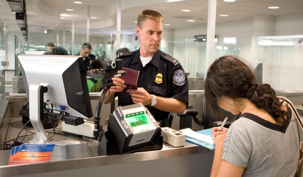 Edinburgh seeks UK first US border pre-clearance airport title: part ...