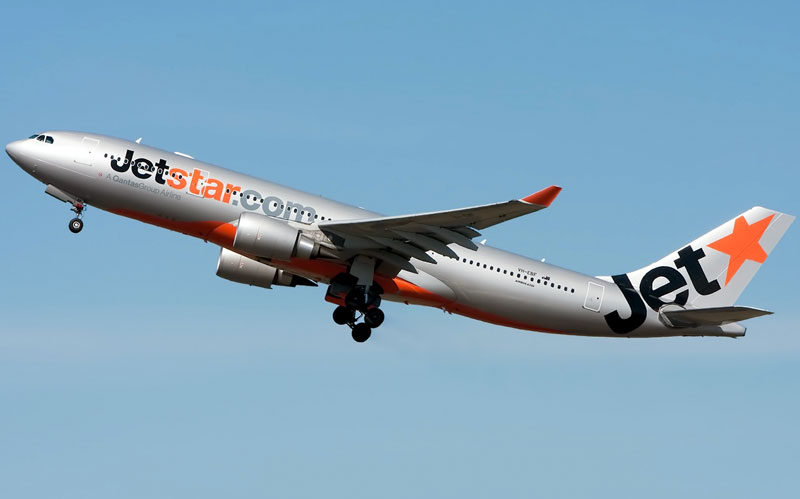Australia's Jetstar on track to overtake Qantas as larger international ...