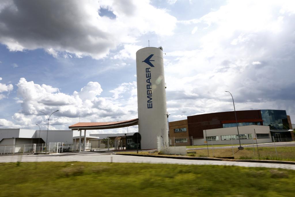 Brazil Workers Party threaten Boeing-Embraer talks; JetBlue goes Airbus ...